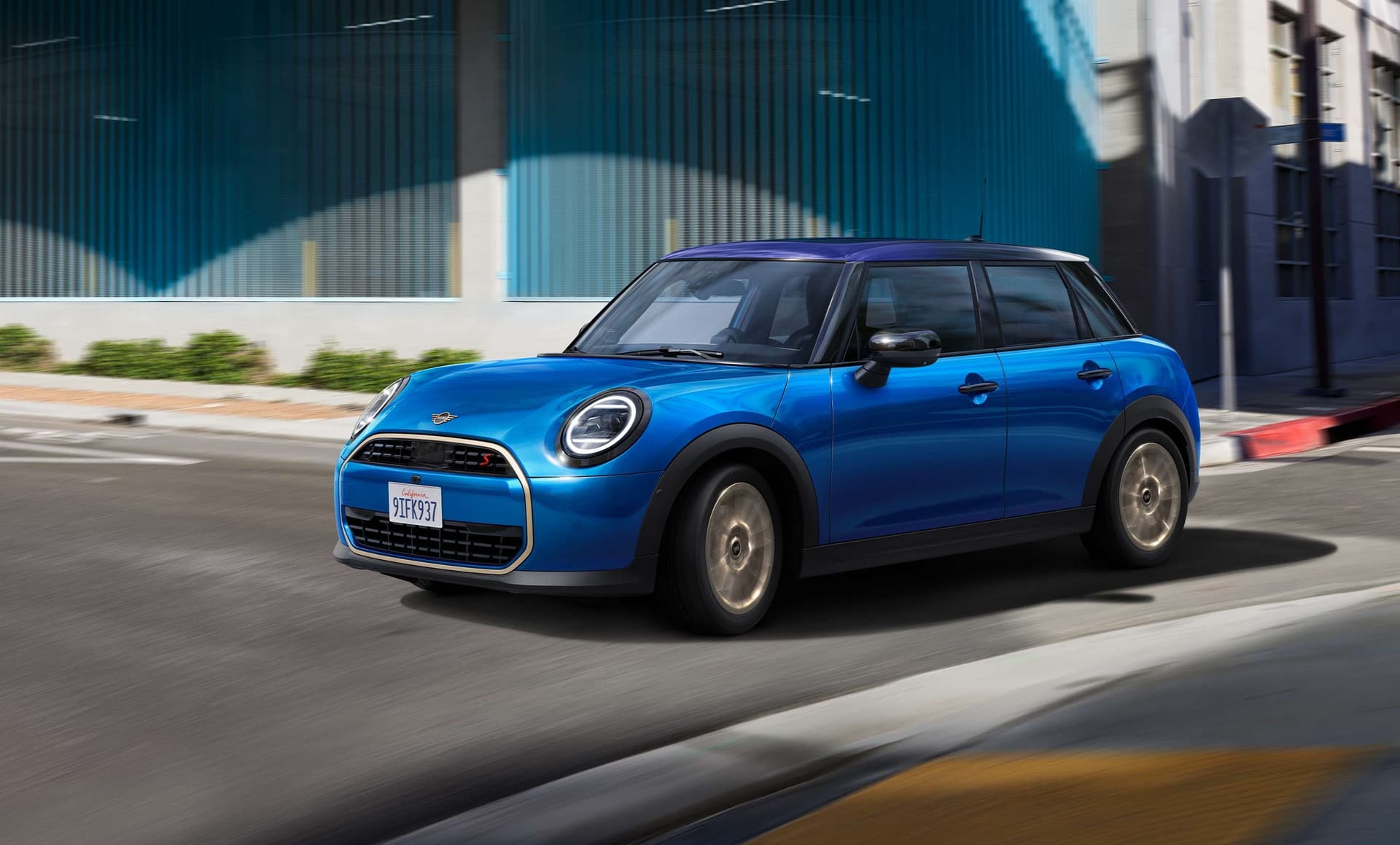 The New MINI Cooper 5-Door | MINI AU