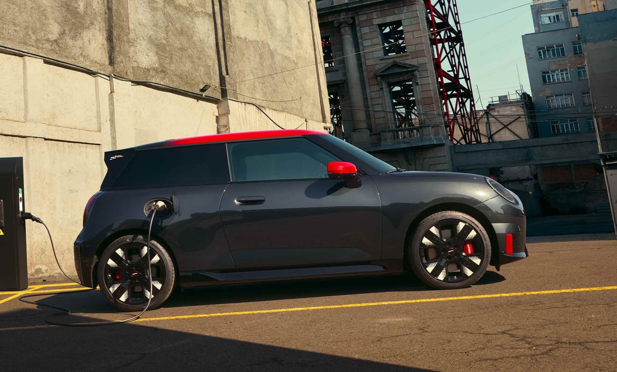 MINI John Cooper Works | MINI AU