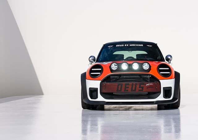 MINI JCW x DEUS EX MACHINA. | MINI AU